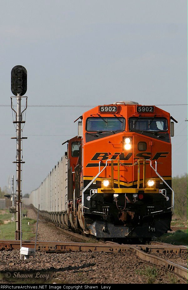 BNSF 5902